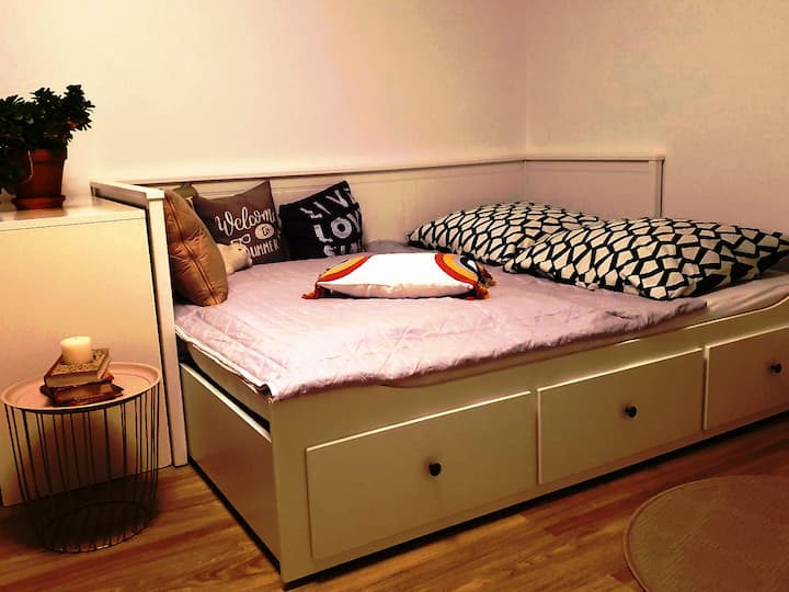 Schönes Zimmer Im Herzen Von München - Munich