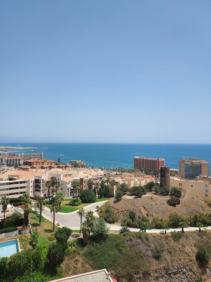Vue Magnifique Sur Mer, Montagne, Ville . - Benalmádena