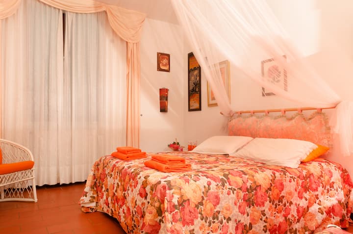 B&b Nel Giardino Di Alice "Peonia" - Follonica