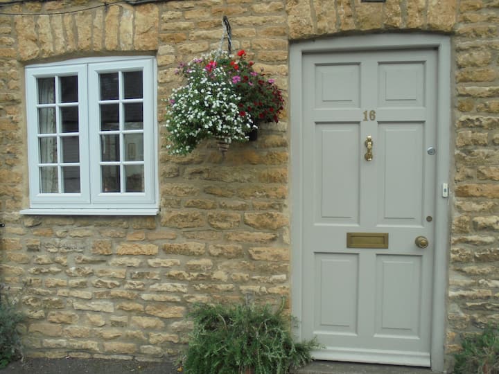 Cotswold Cottage In Town Centre - Chipping Norton