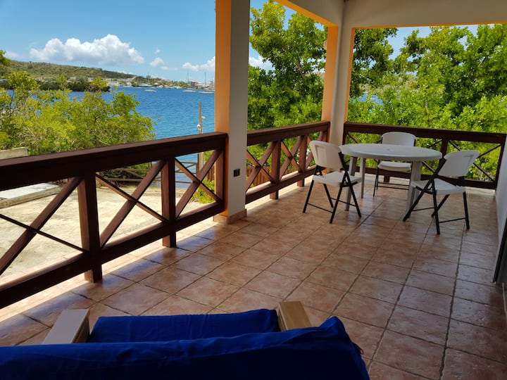 Hostal Casa Culebra Villa 2 (Bay Front, Boat Slip) - Culebra