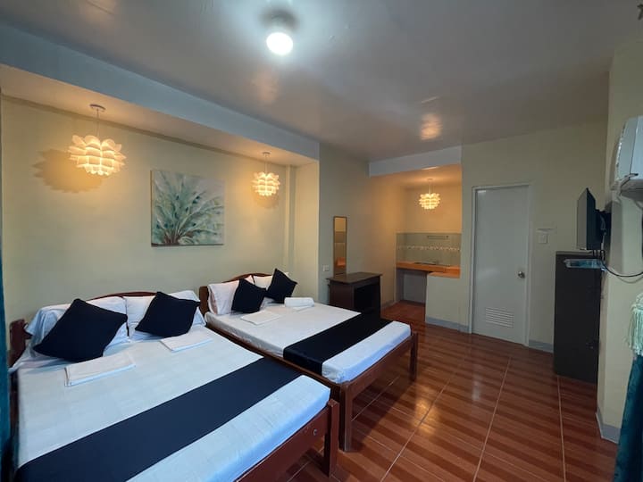 Private Room Good For 4 Persons (Inland Resort) - Dalaguete