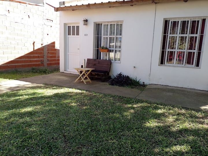 Casita C/ Excelente Ubicación, Colon E.r. - Colón