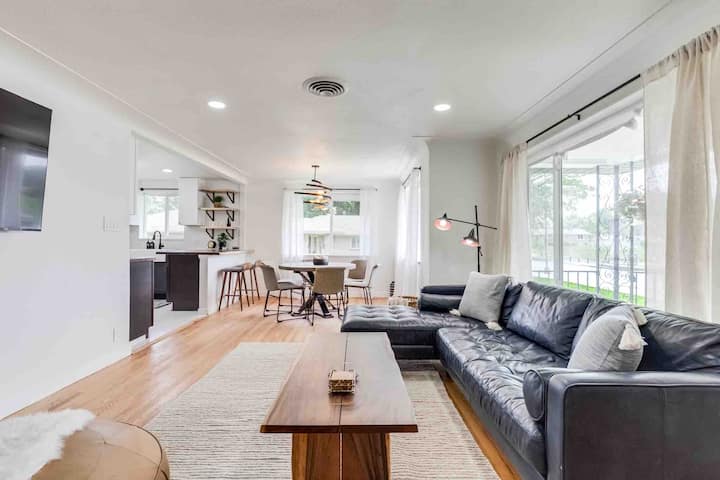 Berkeley~sunnyside Oasis 3b/2b With Outdoor Patio - Colorado