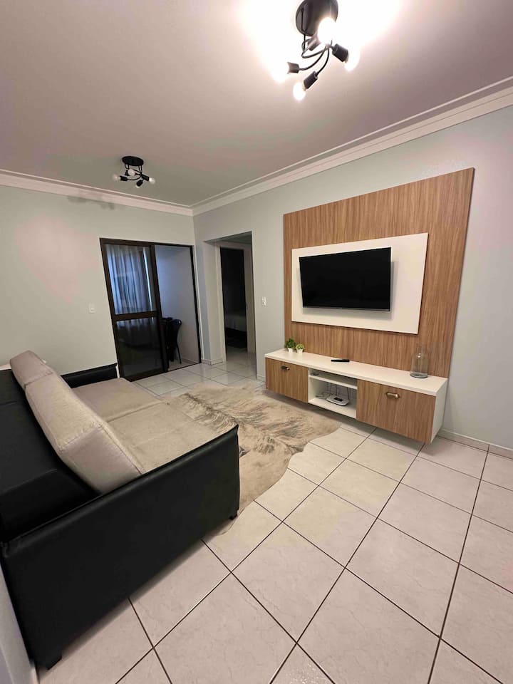 Apt 2 Qtos Climatizados, Wi-fi. Vaga Fechada - Chapecó