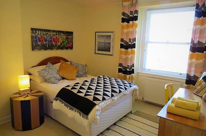 Beautiful, Central, Traditional Edinburgh Flat. - Edinburgh