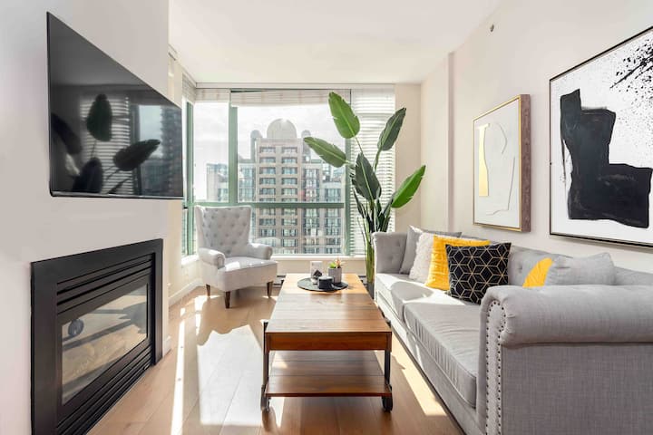 Super Central Downtown | Office/parking/wifi - Vancouver