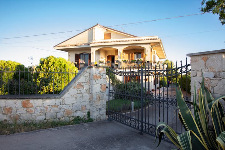 Ariabbona: Country, Sea, Modica, Scicli (Unesco) - Pozzallo