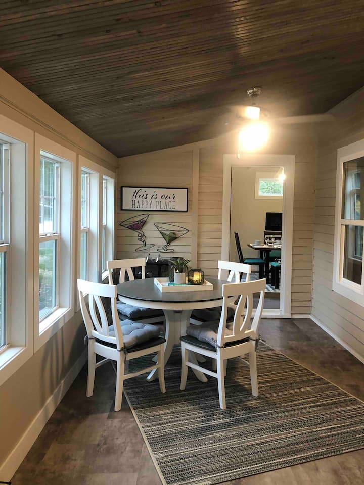 New Modern Home In Downtown Douglas! - Fennville, MI