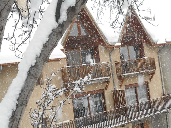 Serre-chevalier Briancon Centre Proche Telecabine - Briançon