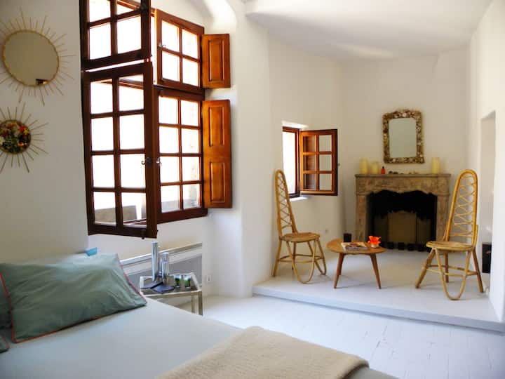 La Maison Des Templiers ** Au Cœur De Grimaud - Grimaud