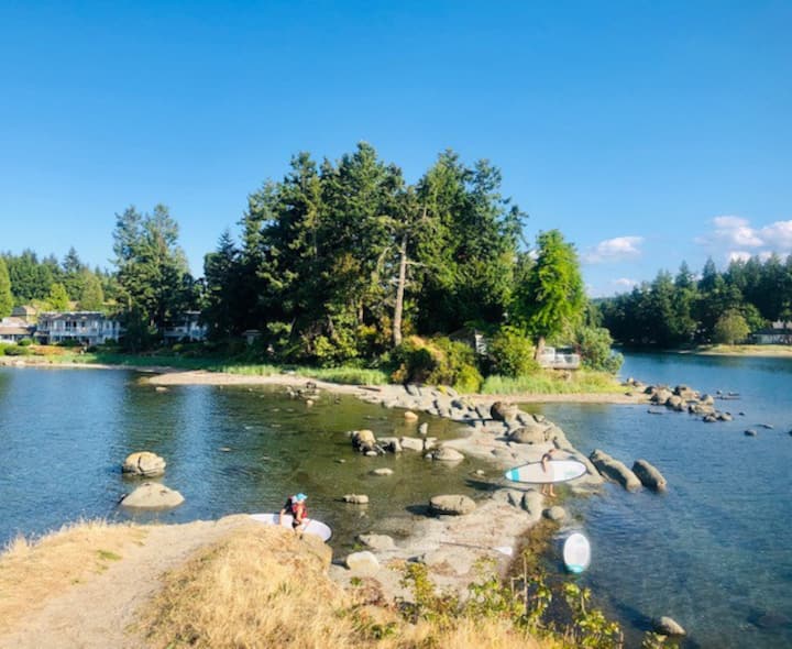 Craig Bay Waterfront Condo "B" - Parksville