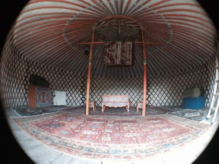 Yourte Mongole Au Coeur Des Volcans - Ardèche - Thueyts