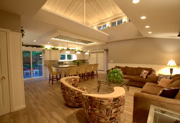 Pinewood Cove Is The Perfect Location Str20-000042 - Interlochen, MI
