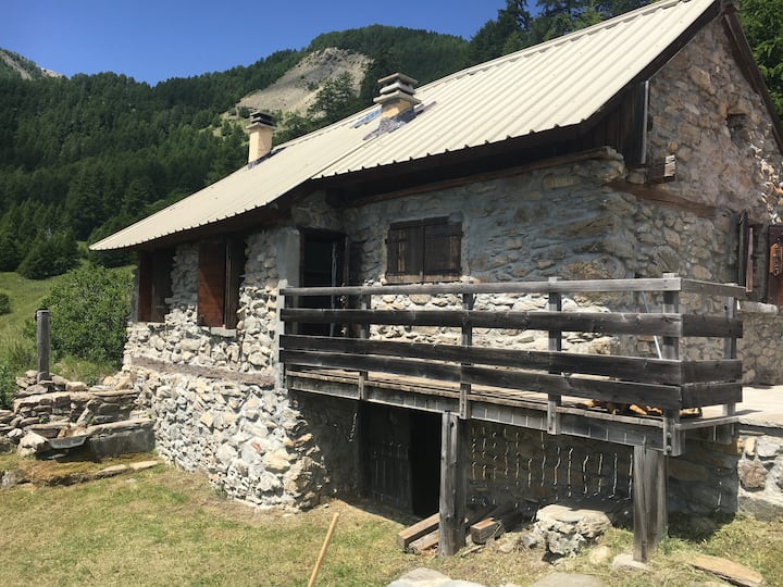 Top 11 Airbnb Vacation Rentals In Hautes-Alpes, France - Updated 2024 ...