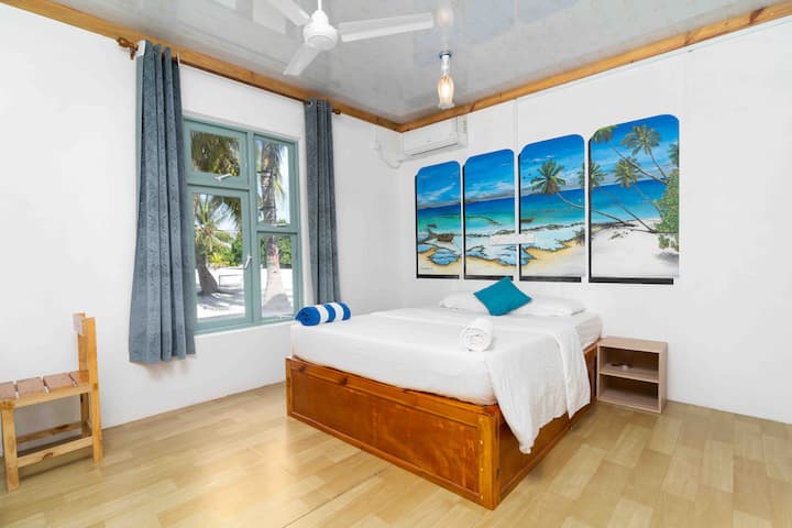 Cozy Rooms/couple Special/sea View Rooms - Maldives