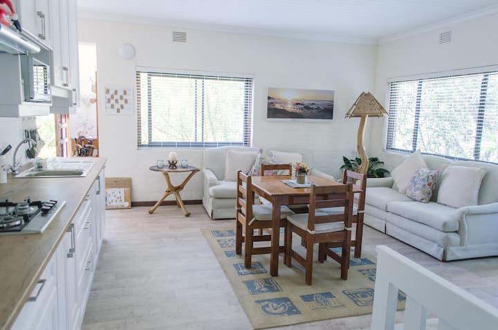 Jay's Place - Keurboomstrand