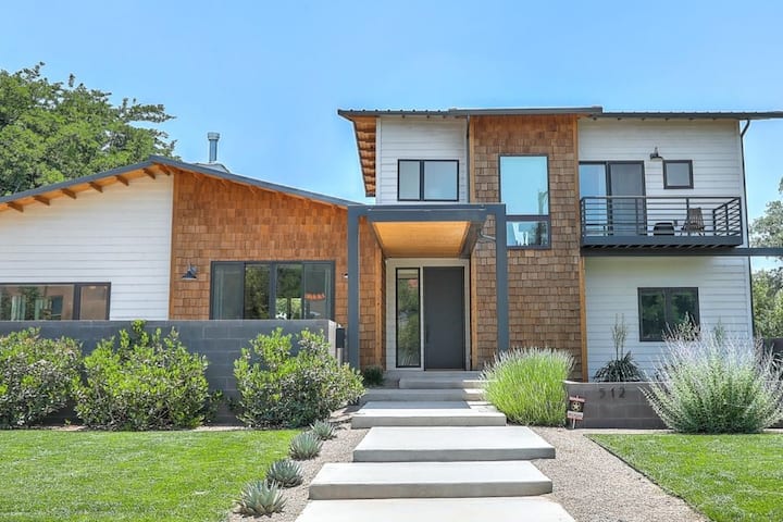 Beautiful. Modern. Quiet. Close To Everything! - Albuquerque, NM
