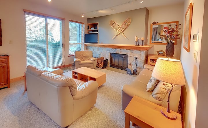 Alpine Greens: Walk To Blackcomb Gondola! - Whistler Blackcomb