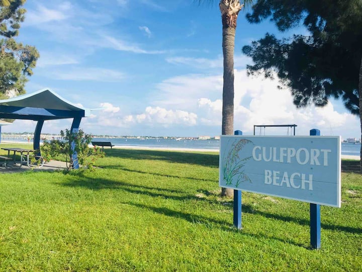Close To Tampabay Beaches,st Pete Downtown, Fl - St. Pete Beach, FL