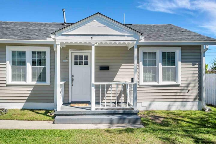 Sunshine Min From Downtown Chs &Riverfront Park - Charleston, SC