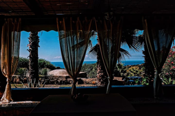 La Stele Di Rekale "Dammuso Grande" - Pantelleria