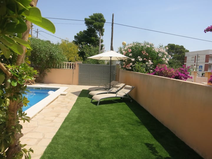 32 Precioso Chalet Con Piscina Privada Y Aa - Costa Dorada (España)
