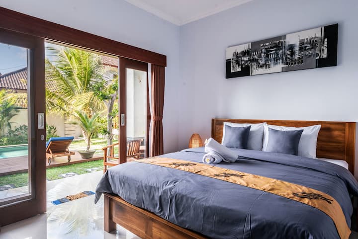 Le Saint Bali: 7 French Charm In Canggu (Toulon) - Indonésie