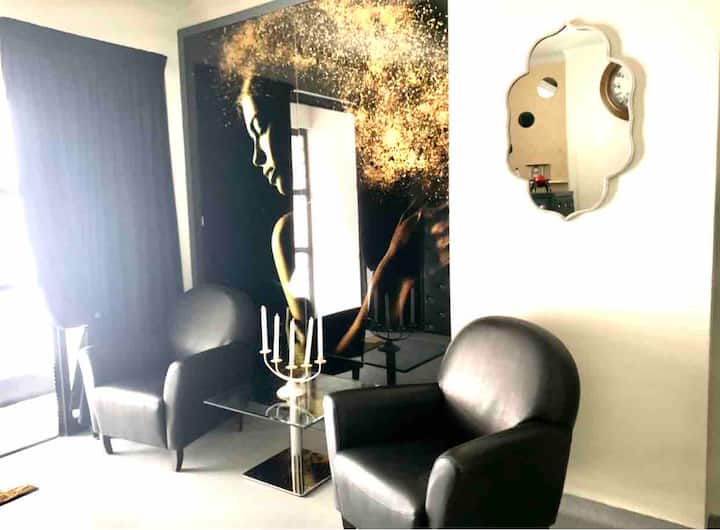 Spectacular Central Studio 9 - Bucharest