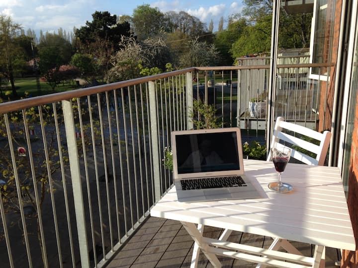 Bright And Airy Apartment With 2 Balconies - 哥本哈根