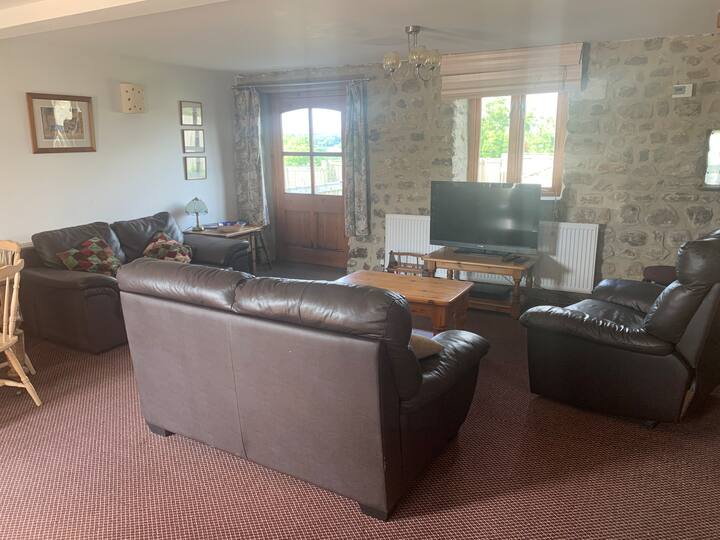 Unique Barn Conversion. - Ripon