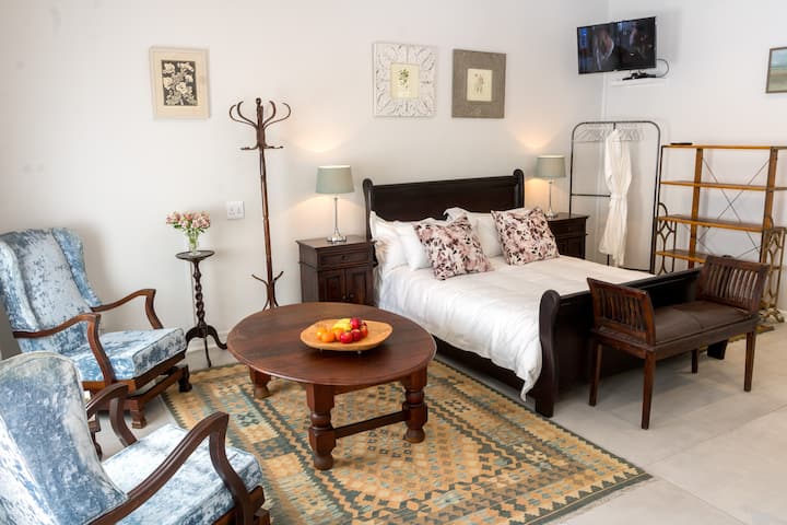 Hummingbird Garden Cottage* Hidden Gem In Brooklyn - Pretoria (South Africa)