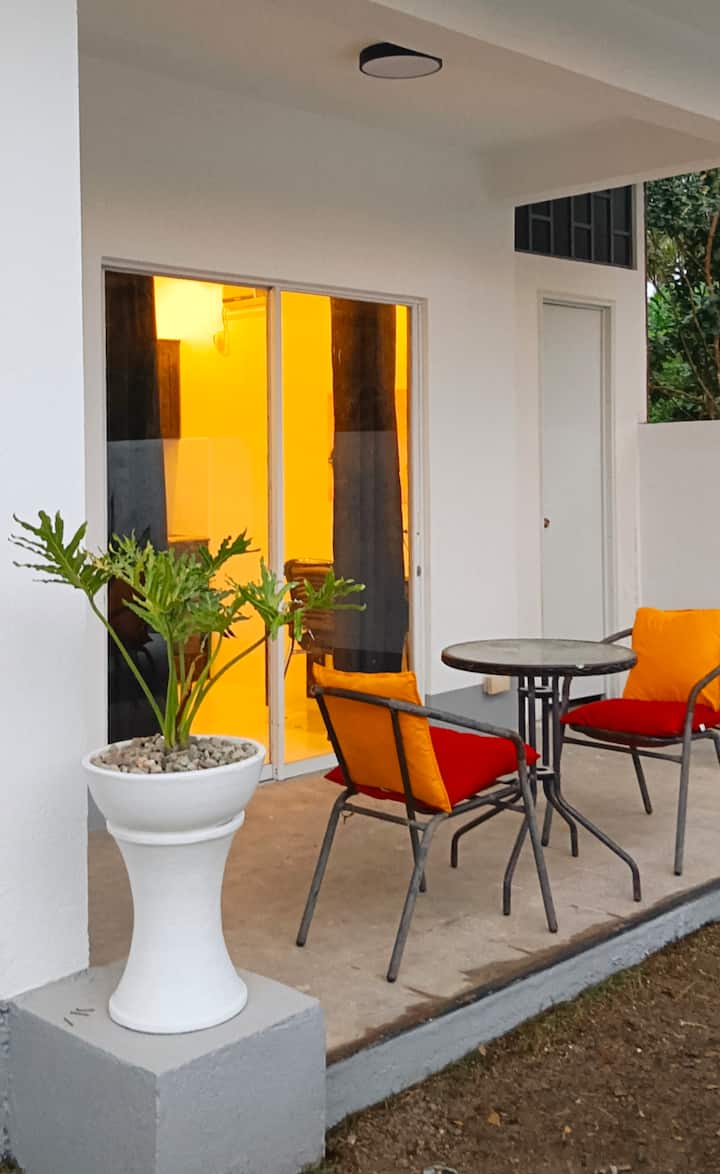 Studio Room W/ Own Kitchenette And Private Toilet - Panglao