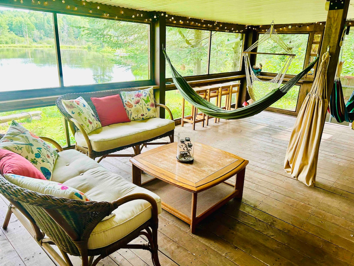 Le Belvédère
Bord De L’eau/foyer/détente - Hawkesbury