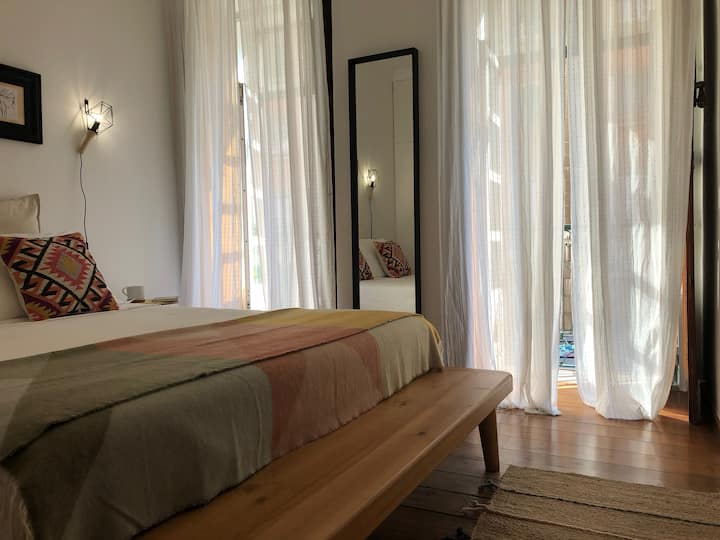 Casa De Santo | Lisbon| Bliss Collection - Lisboa