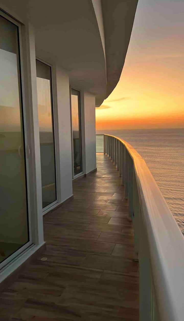 New Luxury Ocean View 3 Bed/ 2 Bath Beach! - Santa Marta, Colombia
