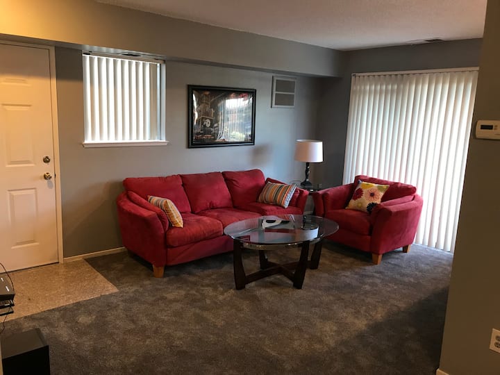 Mid Town Beauty 1 Of 8 Over 90% Of Guests Extend - Reno