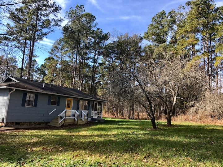 Orchard Cottage Farm Stay - Hillsborough, NC
