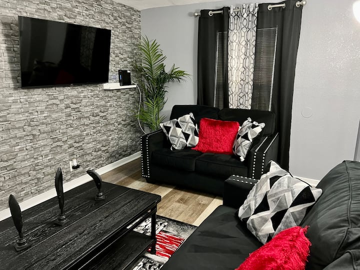 Tea & Biscuits Atl - Atlanta, GA