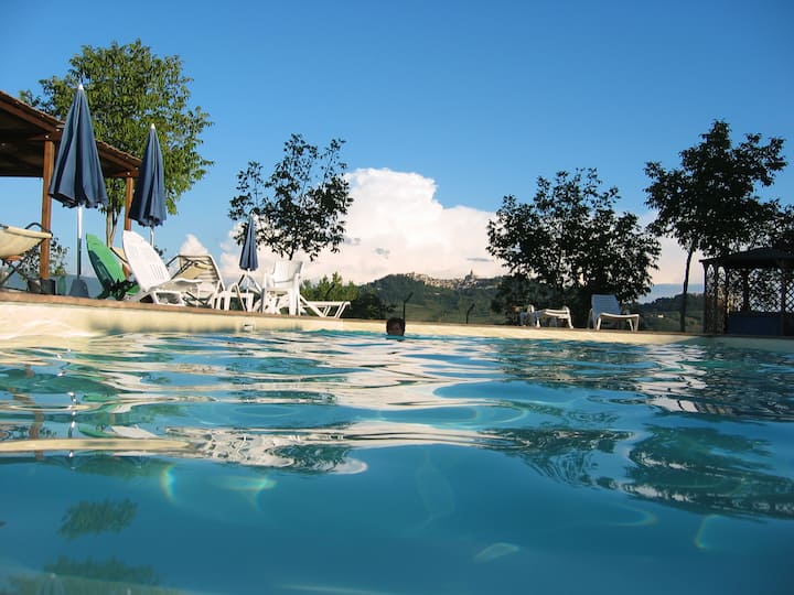Immersi Nella Natura A Pochi Passi Da Todi - Todi
