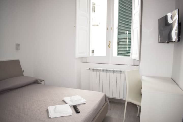 Il Borgo - Room3 - Paola