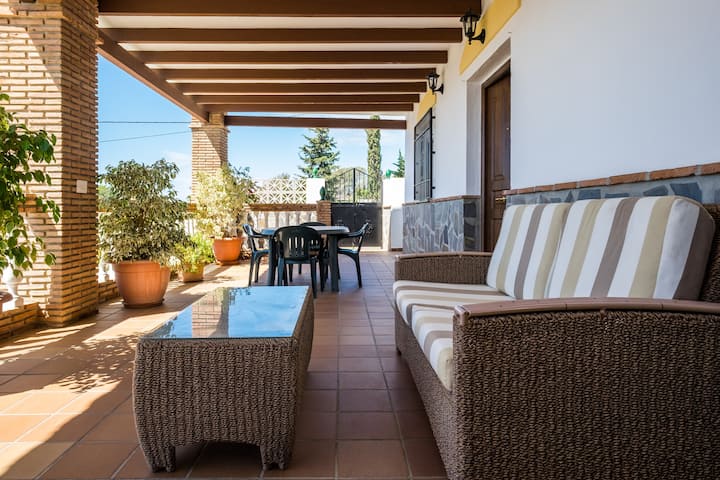 Villa With Sea Views & Private Pool In Nerja - Nerja