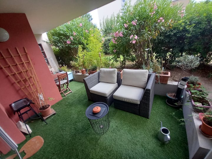 Appartement Cosy Type 2 Climatisé-grande Terrasse - Le Pontet