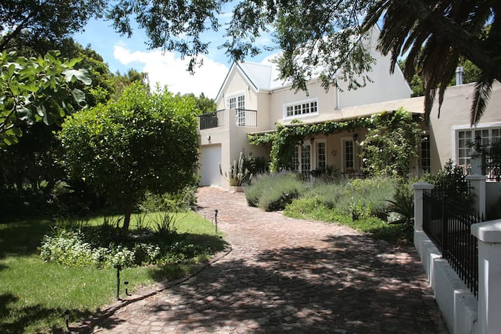 Jonquil Cottage - Franschhoek