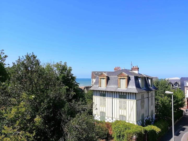 Au Cœur De La Ville, Plage Au Bout De La Rue ! - Villers-sur-Mer