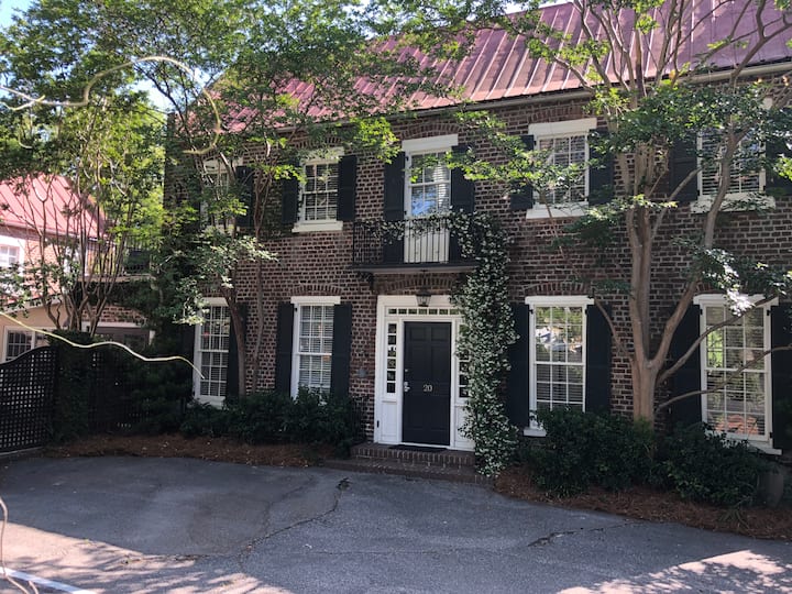 3 Bdrm Home W Courtyard & Parking- Heart Of City - Charleston, SC