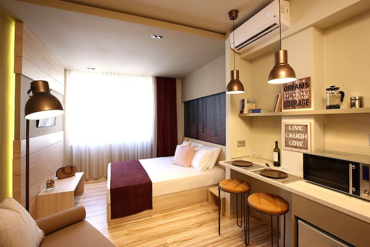 Escape ... In Style // Downtown Seaside Gate_302 - Thessaloniki