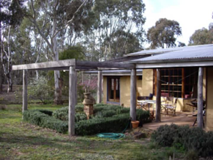 Chinaman Creek House Retreat, Near Castlemaine - カスルメーン