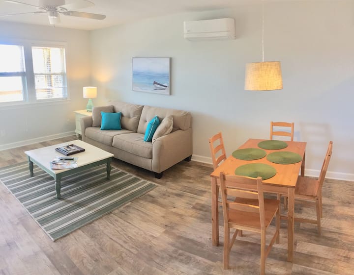 Captains Quarters,steps To The Beach&covered Porch - Nags Head