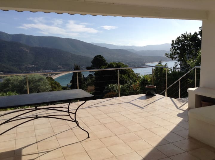 Villa Lumineuse Terrasse Vue Mer Et Montagne - Sagone